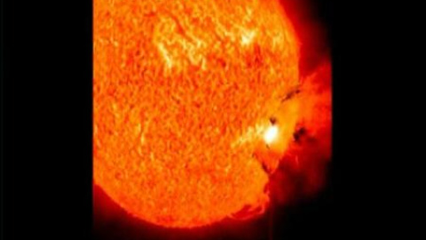 La NASA capta una explosión solar | Público