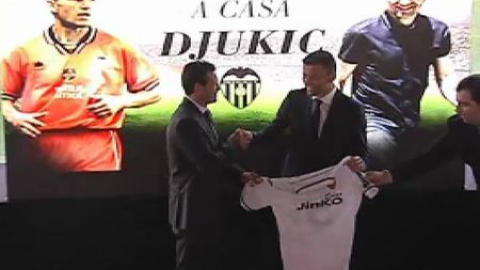 Djukic regresa a casa | Público