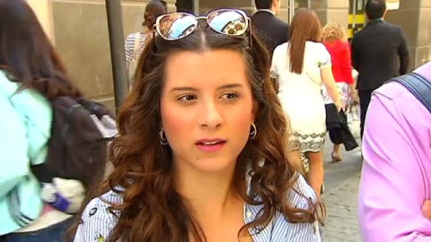 Enganchados al móvil | Público