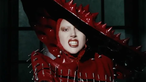 Lady Gaga presenta 'Abracadabra' y vuelve a su sonido más 'Bad Romance ...