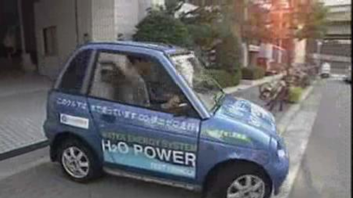 Un coche que funciona con agua | Público