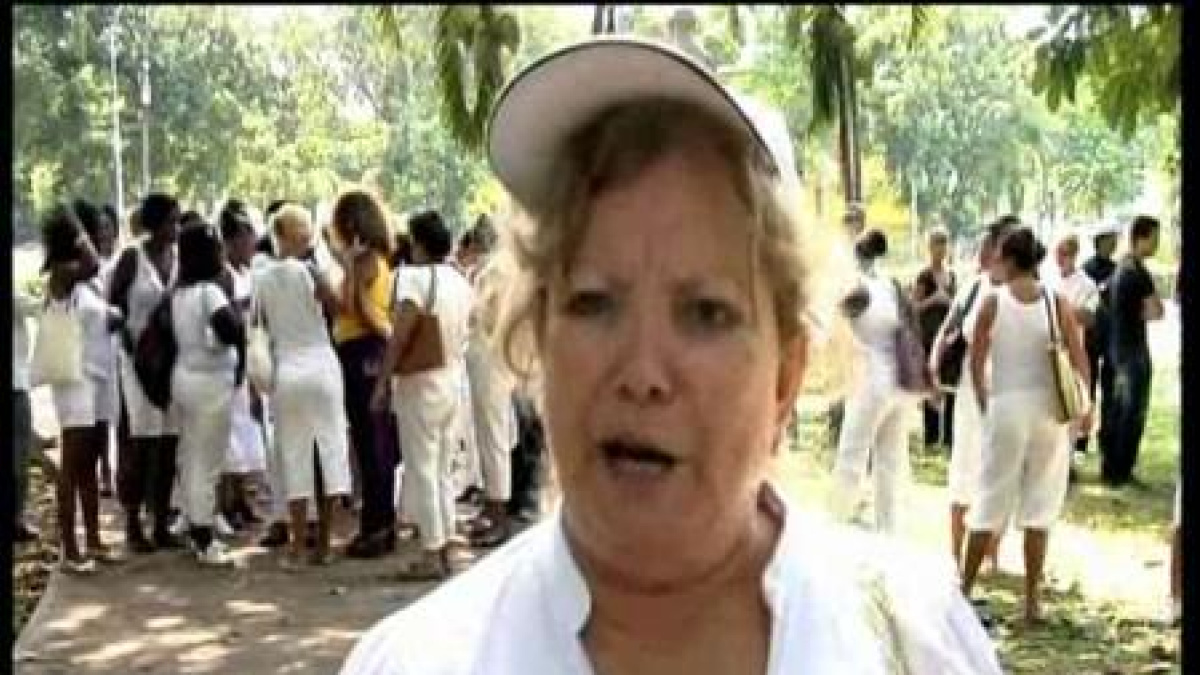 Fallece Laura Pollán, líder de las Damas de Blanco | Público