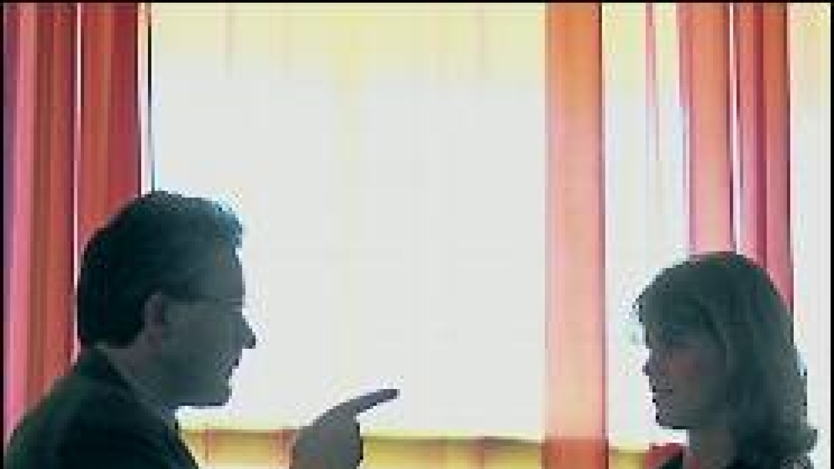 Agredir a un jefe no es causa suficiente para ser despedido | Público