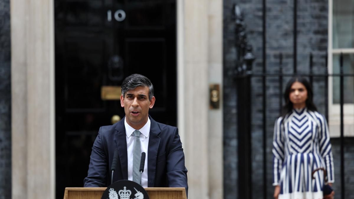 Sunak dimite como líder del Partido Conservador tras la debacle electoral: "Siento no haber ...