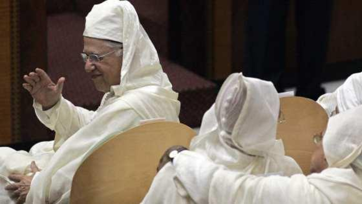 Mohamed VI nombra al nuevo Gobierno de Abás el Fassi | Público