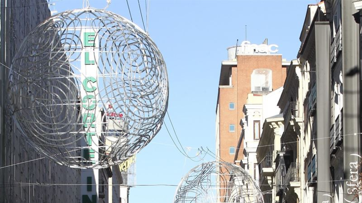 España gastará una media de 684 euros en Navidad, según Deloitte | Público