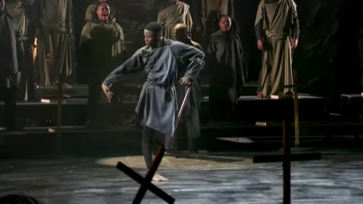 Musa Motha, el bailarín sudafricano que rompe los estereotipos | Público