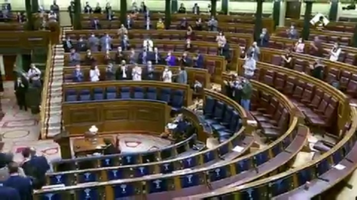 El Congreso da luz verde a la Ley de Eutanasia | Público