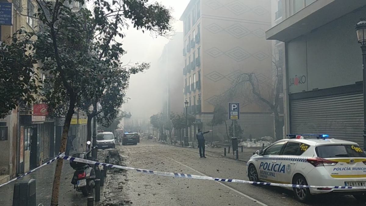 Explota un edificio en una céntrica calle de Madrid | Público