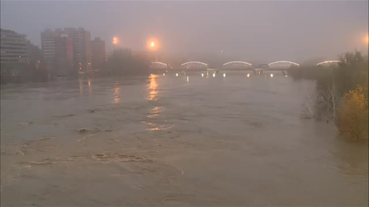 El Ebro anega 2.350 hectáreas de huerta y cultivo a su paso por ...