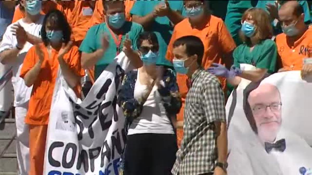 Emotiva despedida al nefrólogo del Gregorio Marañón Alberto Tejedor ...