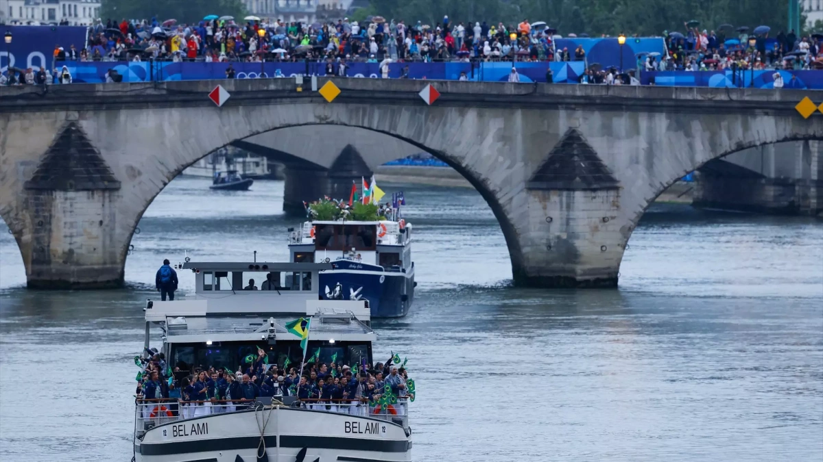 Primeros entrenamientos cancelados de triatlón en el Sena por la mala ...